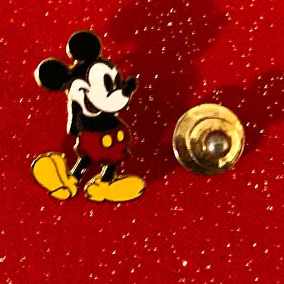 Disney | Jewelry | The Old Mickey Mouse No Pupils Pin Made In Taiwan ...